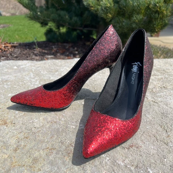 FIONI Clothing | Shoes | Stunning Red Ombr Glitter Fioni Pumps | Poshmark